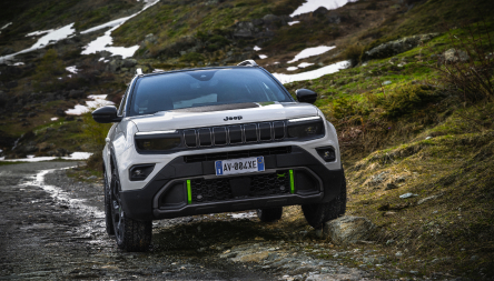 Der neue Jeep® Avenger 4xe | Jeep® Schweiz