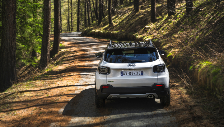 Nouvelle Jeep® Avenger 4xe | Jeep® Suisse